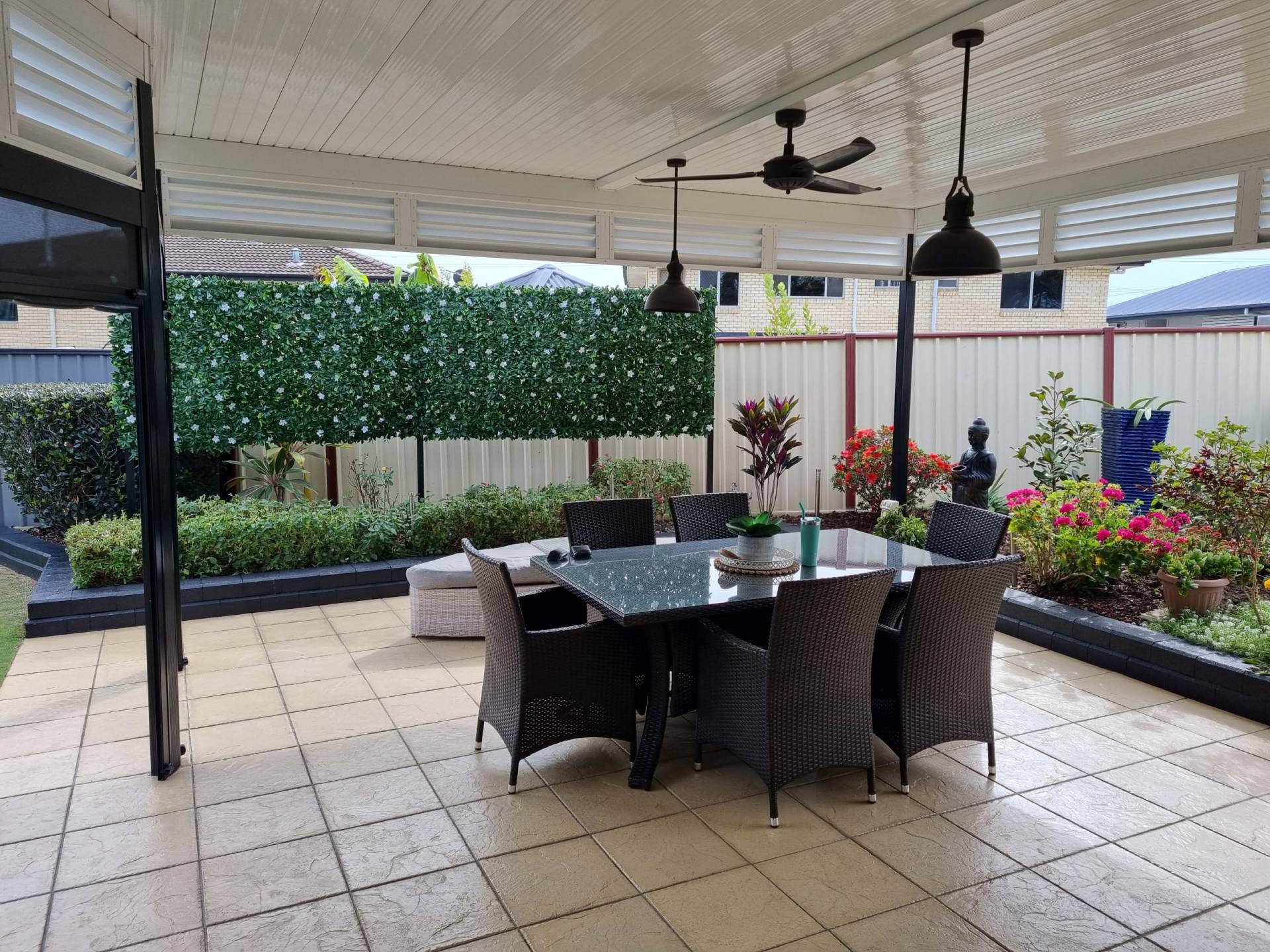 Patio Vs Pergola - What's The Difference?